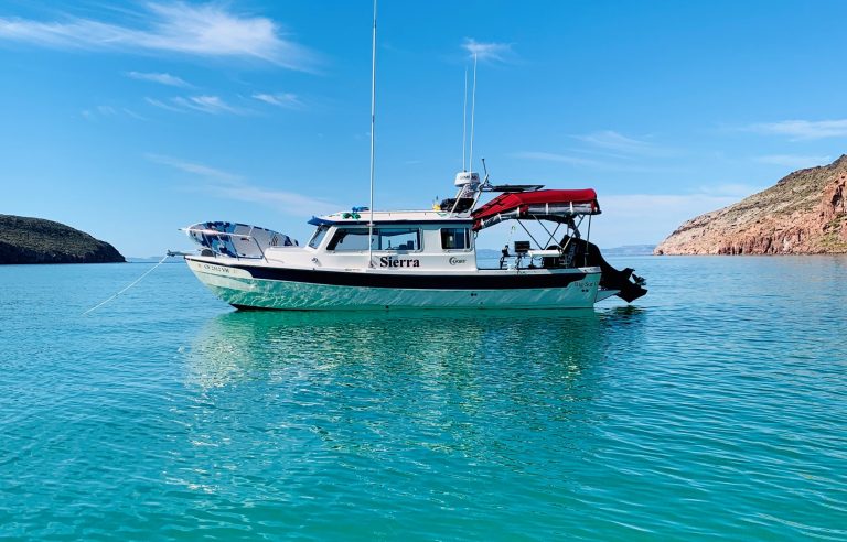 Our 25' Cruiser Boat | C-Dory Boats